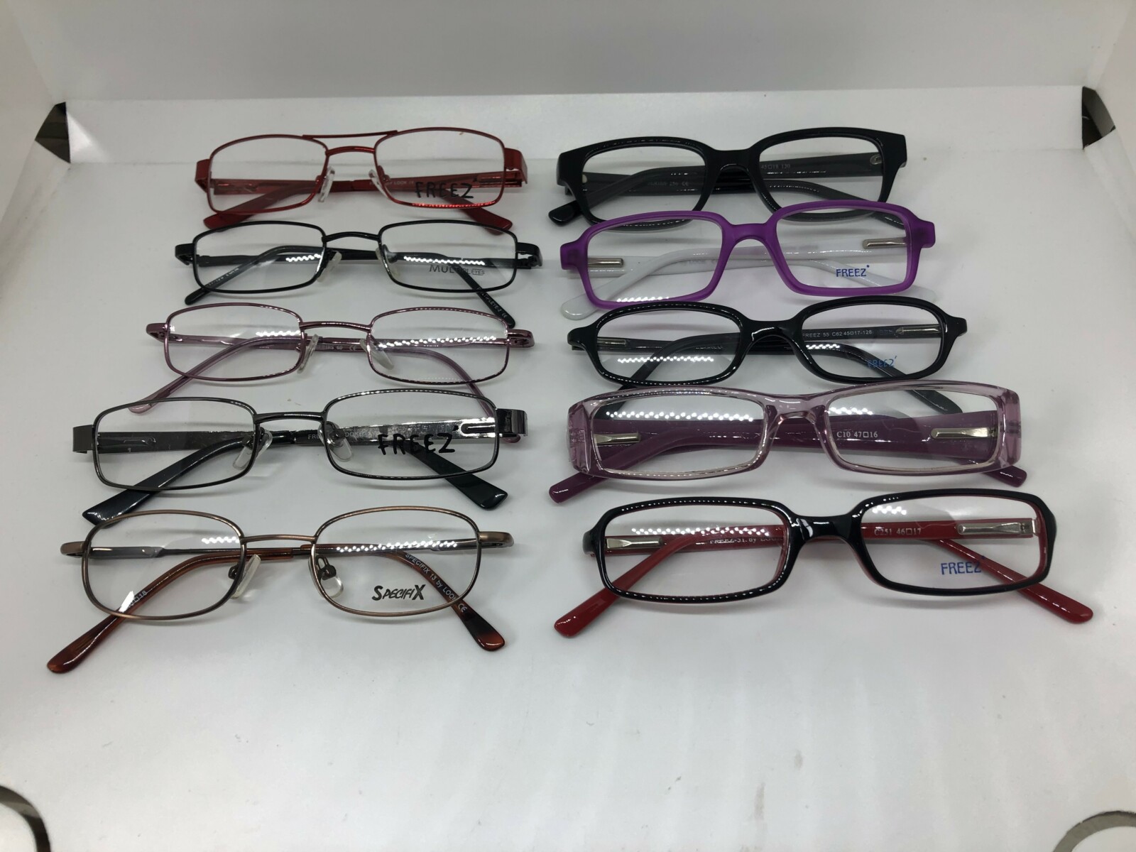 Mixed box of children's frames from 40p per frame. - look designs
